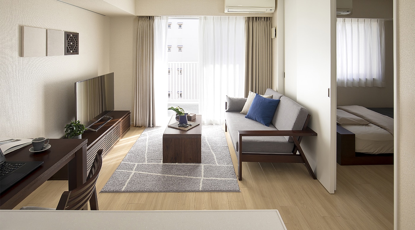 【インテリア実例】シンプルでおしゃれな一人暮らしの1LDKコーディネート | a.flat その暮らしに、アジアの風を - 目黒通り・新宿・大阪梅田(グランフロント北館)